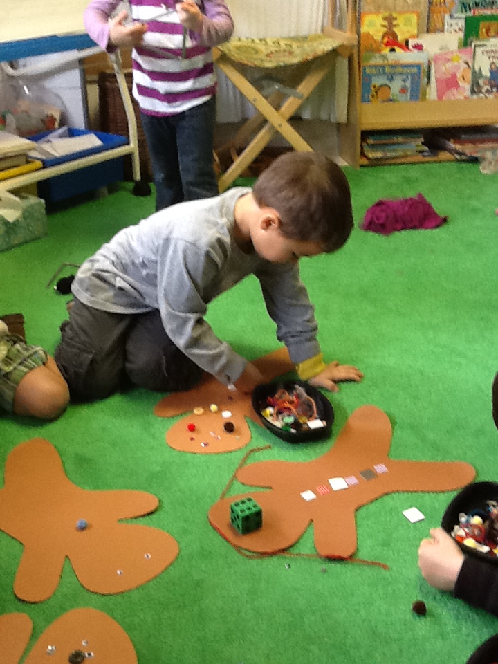 Playfully Learning: Dress the Gingerbread Man Game