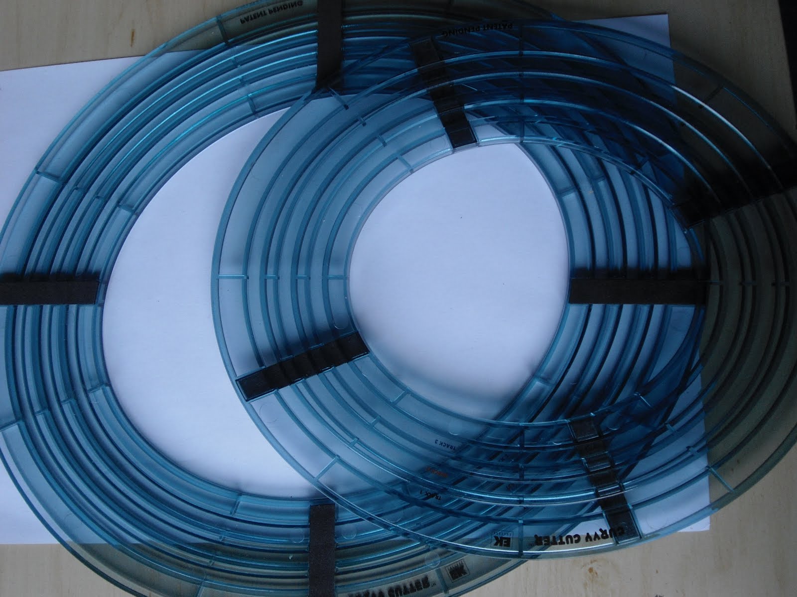 Silvie`s Flohmarkt: 199.EK Curvy Cutter Oval + cutting tool