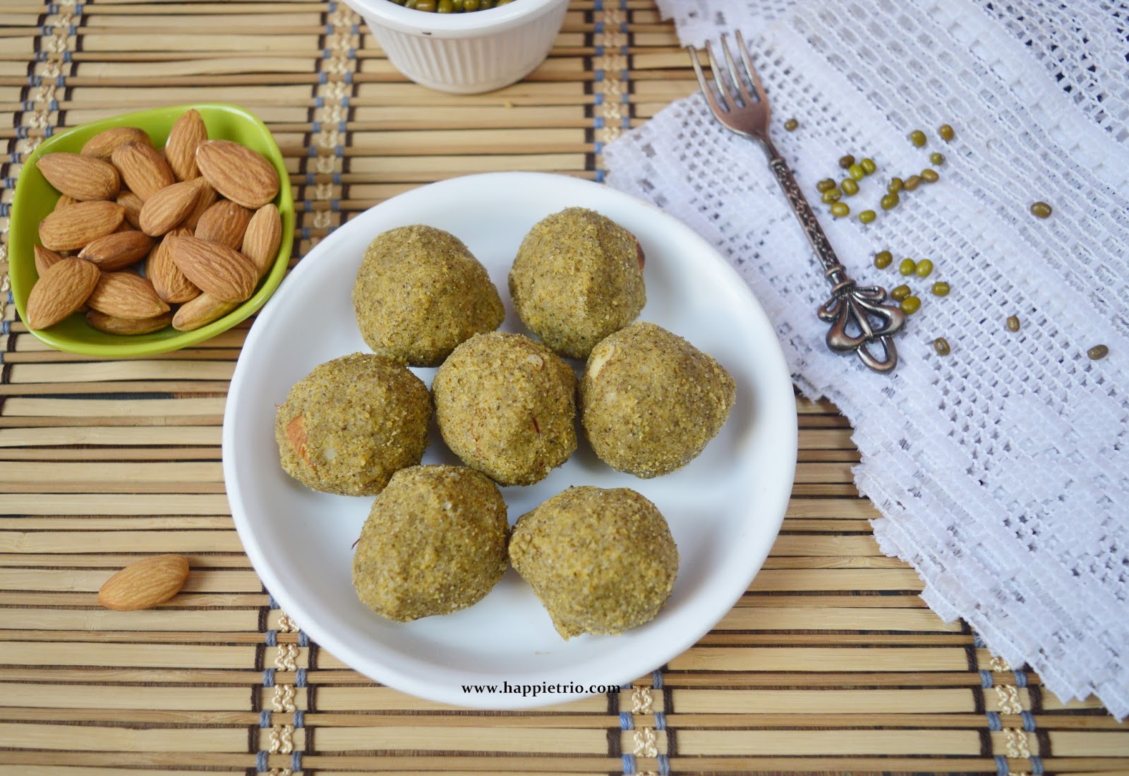 Whole Green Gram Ladoo| Paasi Payaru Ladoo - Cook with Sharmila