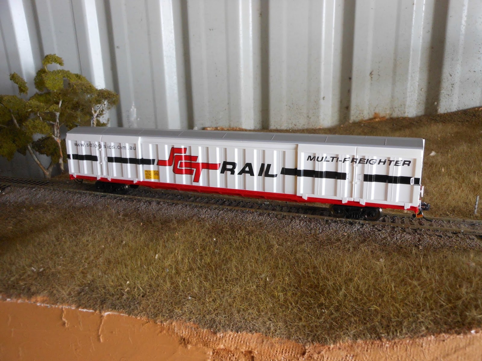 Andrew's Main South Line: New SCT wagons