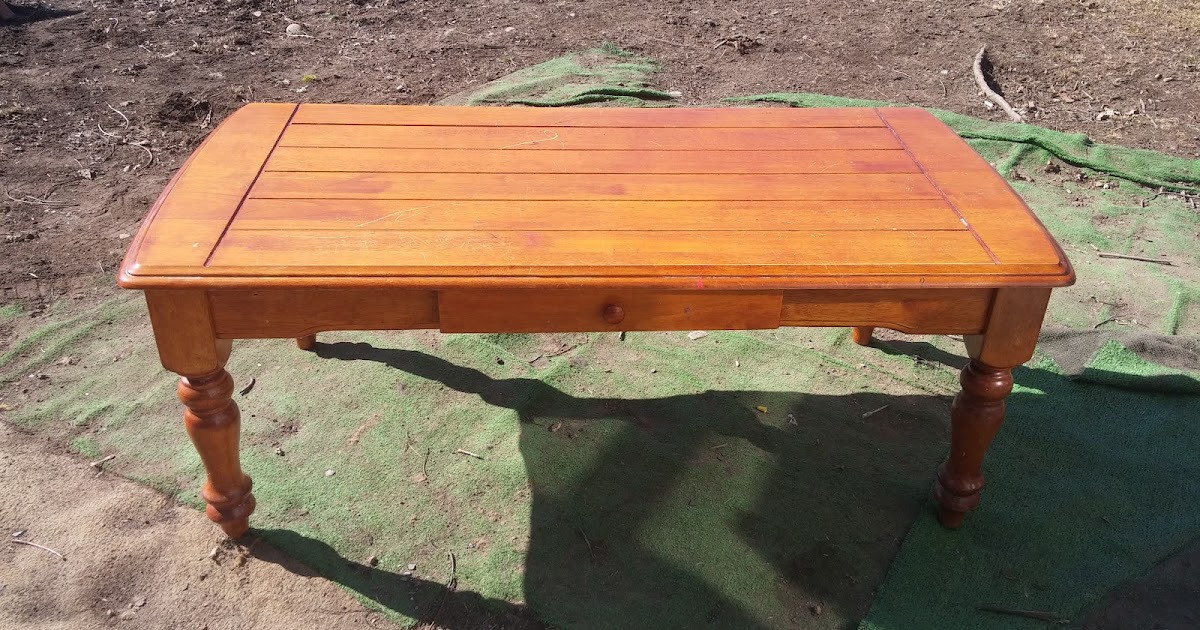 Gotta Have Projects: Distressed Coffee Table