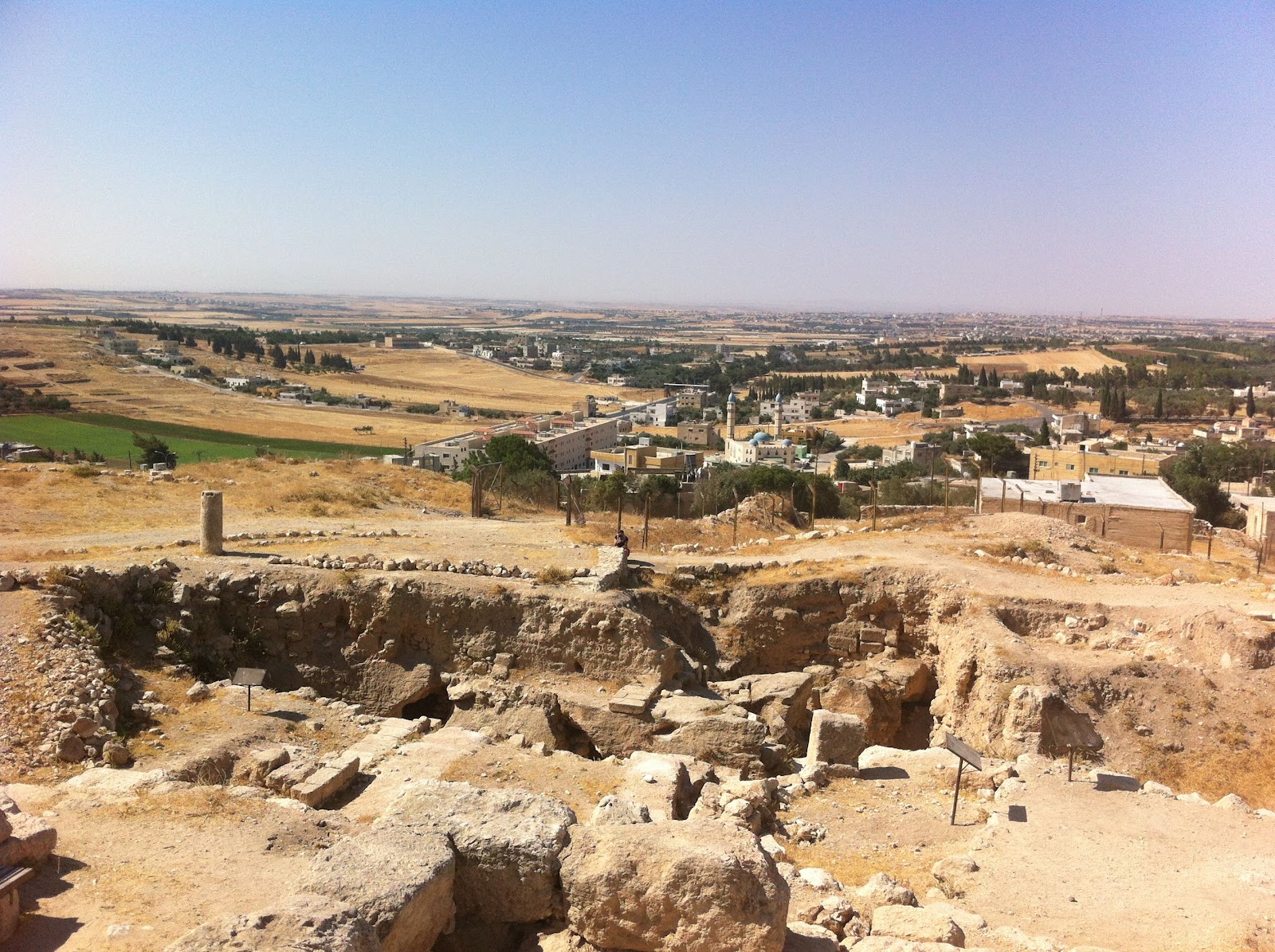 bramer's blog: A Bad Fall at Tel Hesbon