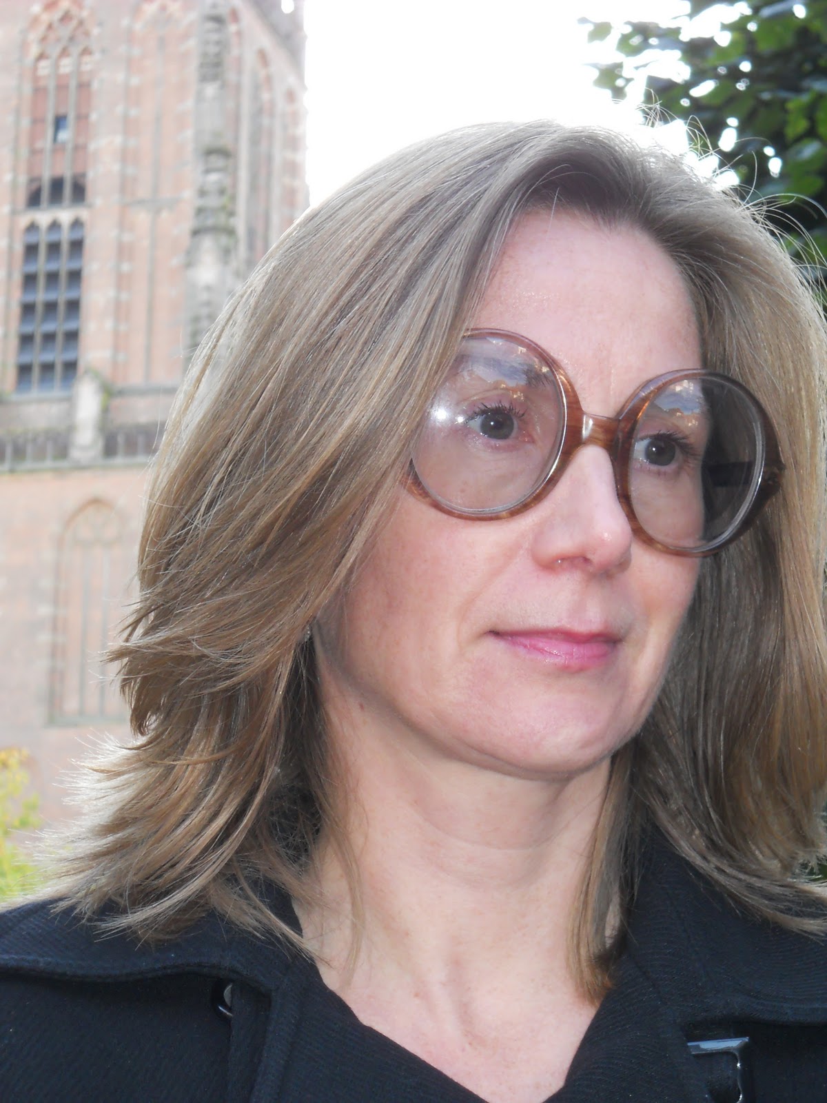 More ladies behind crystal veil: oktober 2011