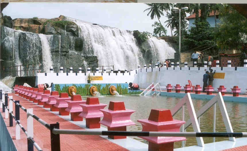Thirparappu Waterfalls, Kanyakumari