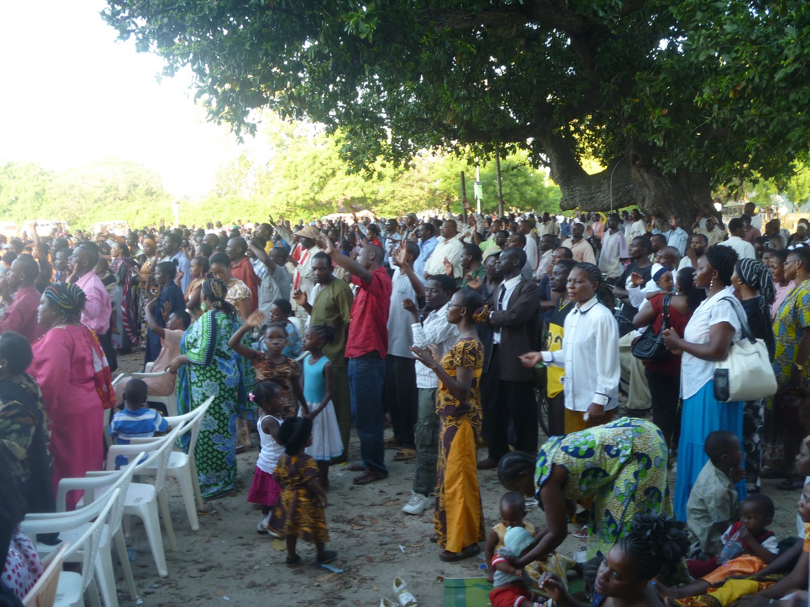 EMMANUEL THE ONE: MTUME:PETER NYAGA, NEEMA MWAIPOPO, JANE MISSO NA ...