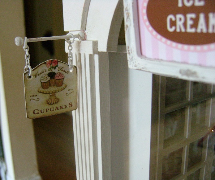 Baking In Miniature: Hanging Patisserie/Bakery Shop Signs