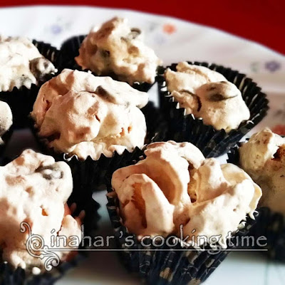 INAHAR'S COOKING TIME!: CORNFLAKES MERINGUE COOKIES