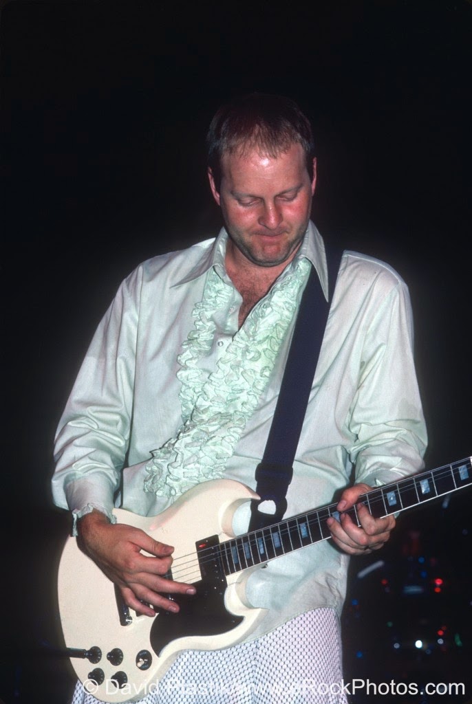 Reason to Believe: J. Mascis/Bob Stinson