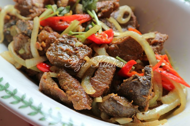 Daging Goreng Garam Kunyit Paling Sedap Hingga Rasa Nak Nangees - Azie ...