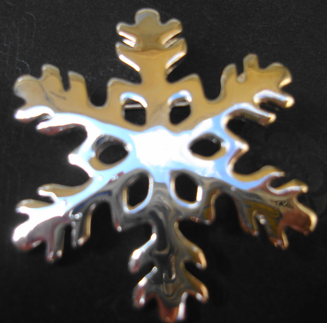 sunshine in my shadows: Tuesday trinkets 16...