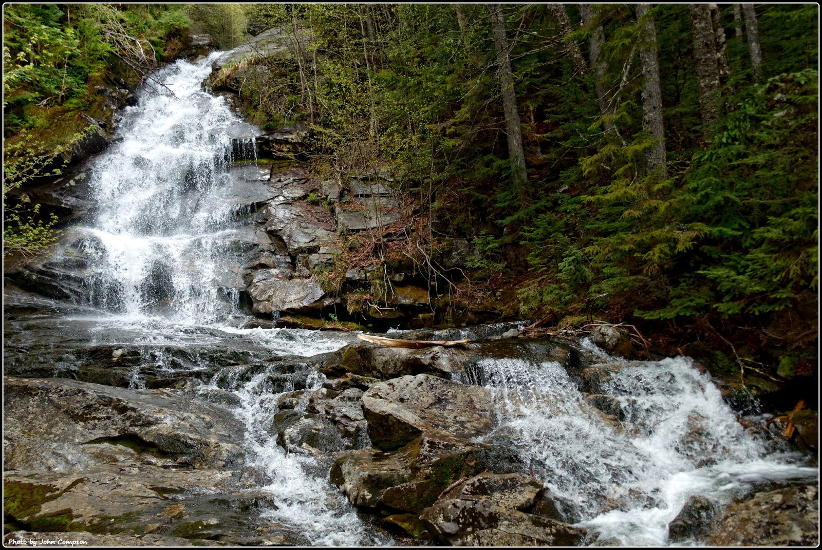 1HappyHiker: Beaver Brook Trail: Lots of Beautiful Waterfalls!