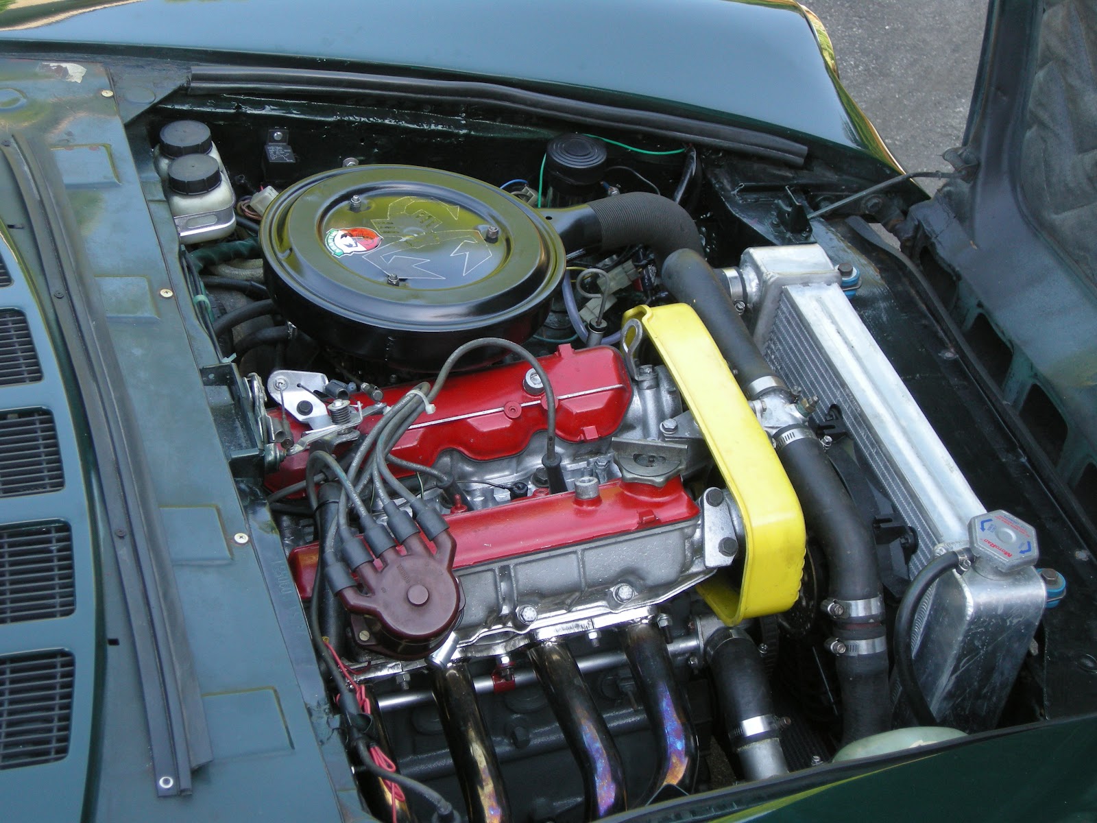 Sport Spider 124: Cool Pics Of Engine Bay Of a 1975 Fiat Spider