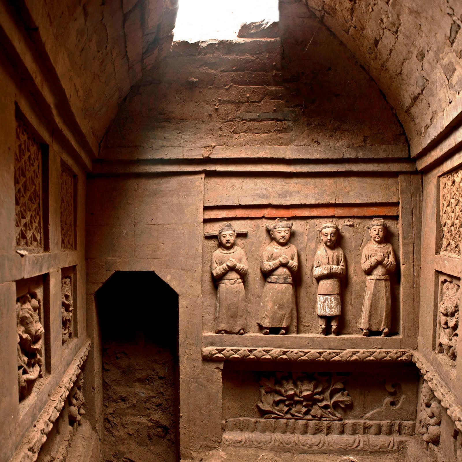 ArtWithHillary: Tomb Carvings Shed Light On A Lesser-Known Chinese Dynasty