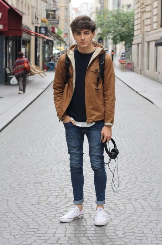 √ 24 Gaya Foto Pria Keren dan Kekinian yang Wajib Kamu Tirukan Terbaru ...
