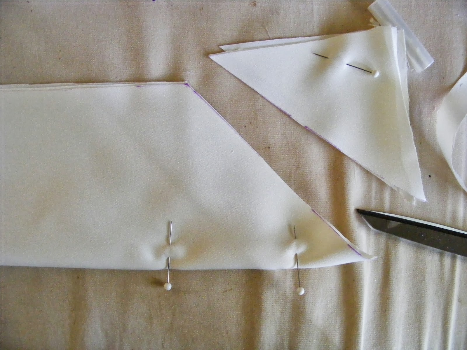 How to Make a Child's Sash With 1/2 Yard of Fabric