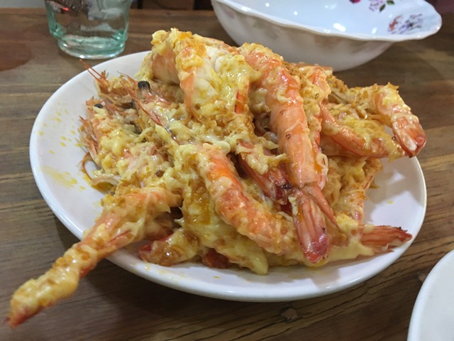 ERICJAZ FOODIES: SHYLIN 1 SEASIDE PALUTO AND DAMPA