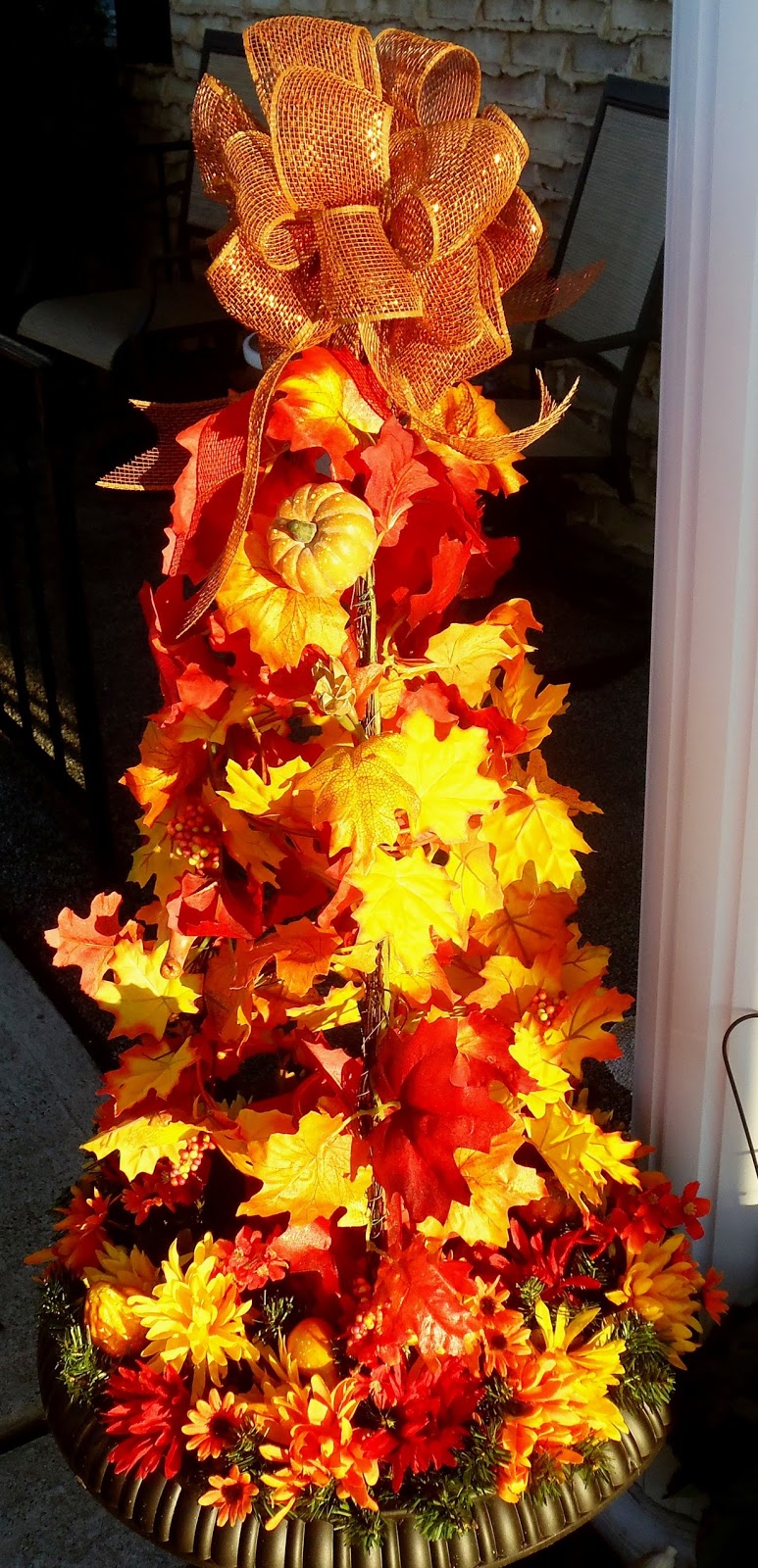 DEBBIE-DABBLE BLOG: My Autumn Topiary!