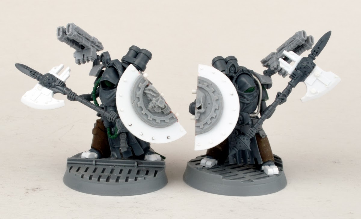 davetaylorminiatures: Mechanicum - Some Kitbashed Myrmidons!