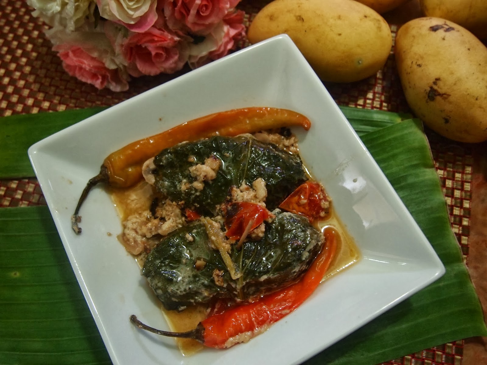Tagalog Kitchen: Bangus in a Blangket (Ginataang Bangus sa Mustasa)