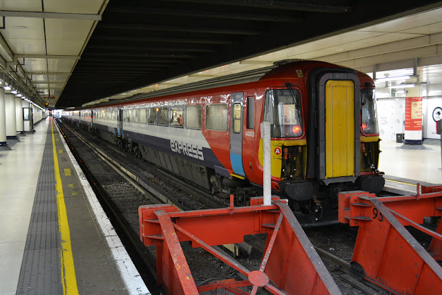 British Diesels and Electrics: Class 442 5-WES Wessex Electrics