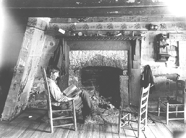 BA (Hons) Creative Arts for Theatre and Film - UCA Rochester: World War ...