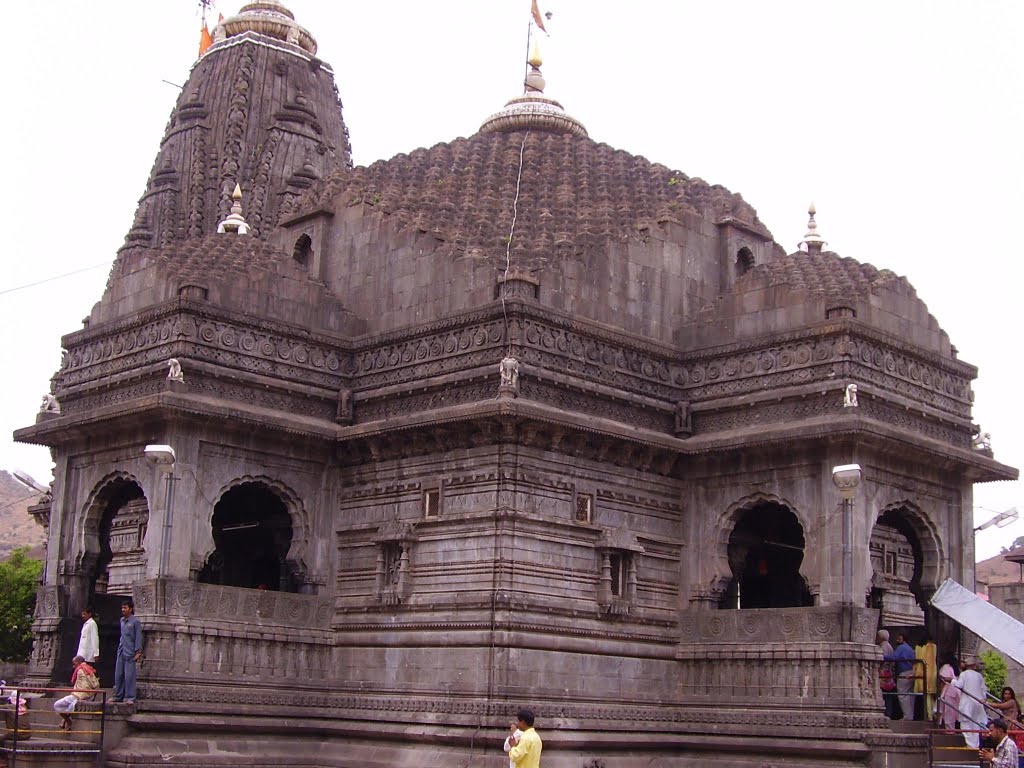 GOD PHOTS: Trimbakeshwar Temple - Trimbakeshwar - godavari - nashik ...