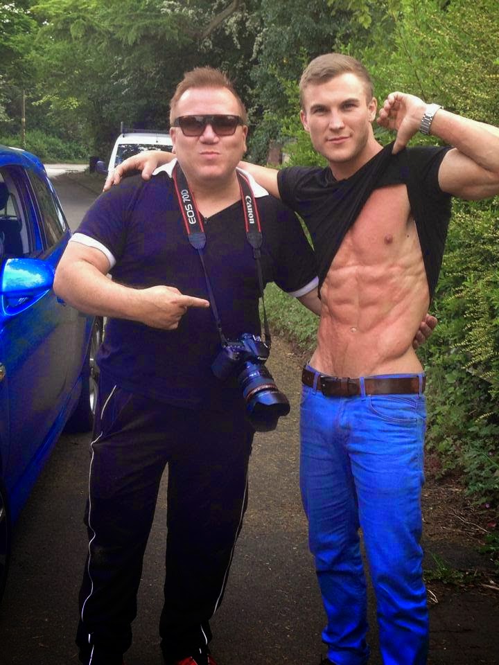 Los Ojos del Espectador: Danny Dobson: sexy model