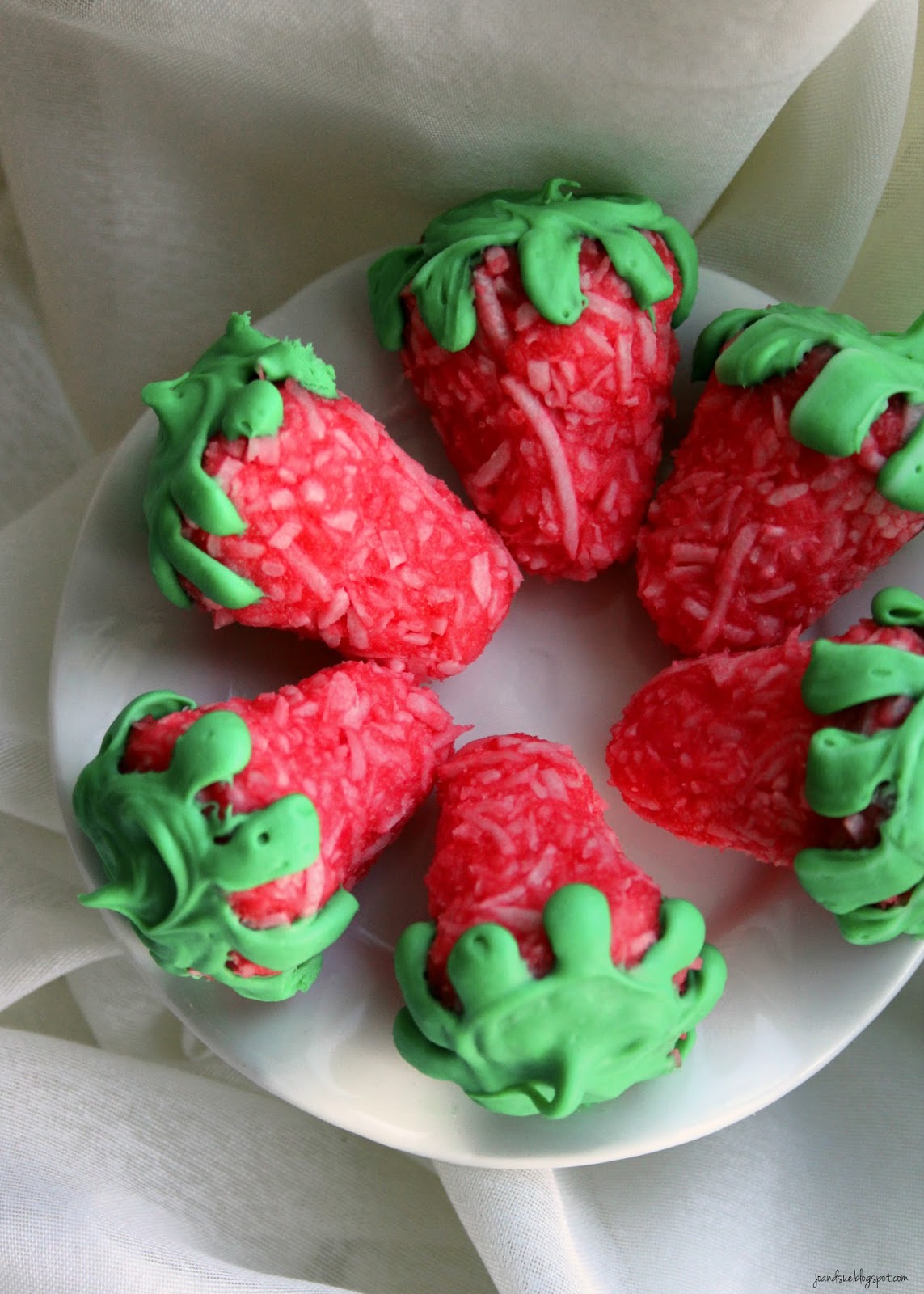 Jo and Sue: Strawberry Candies (and a St. Patrick's Lime Version Too)