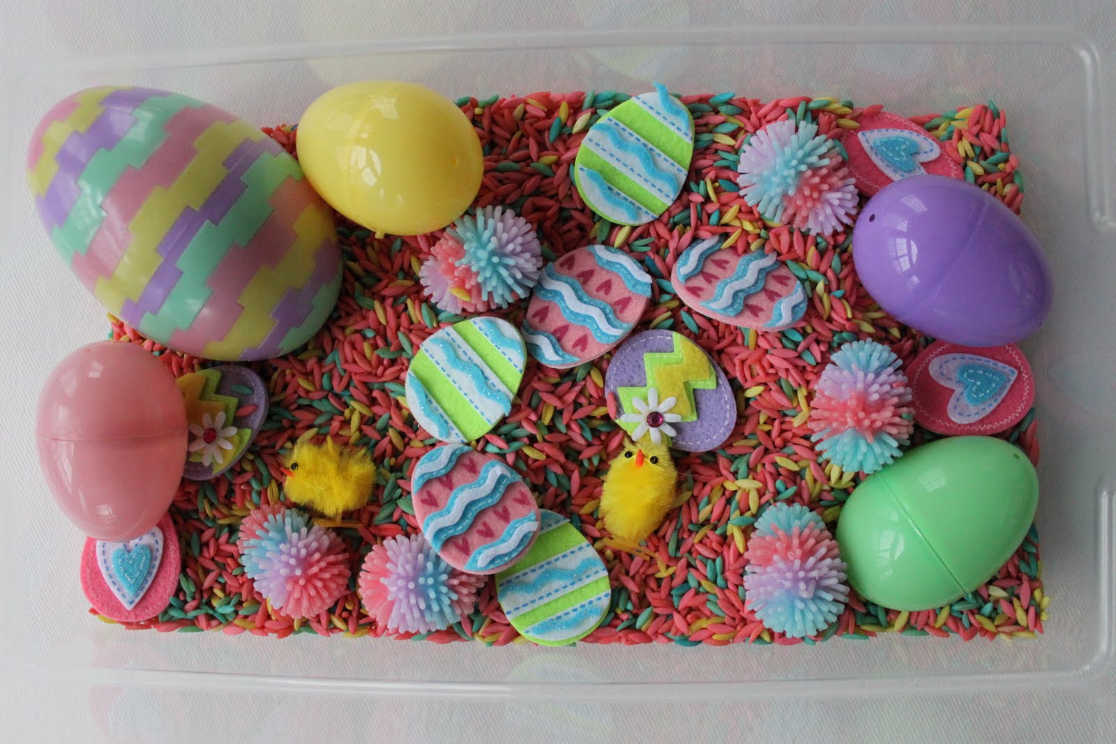 Playing House: Easter Sensory Bin