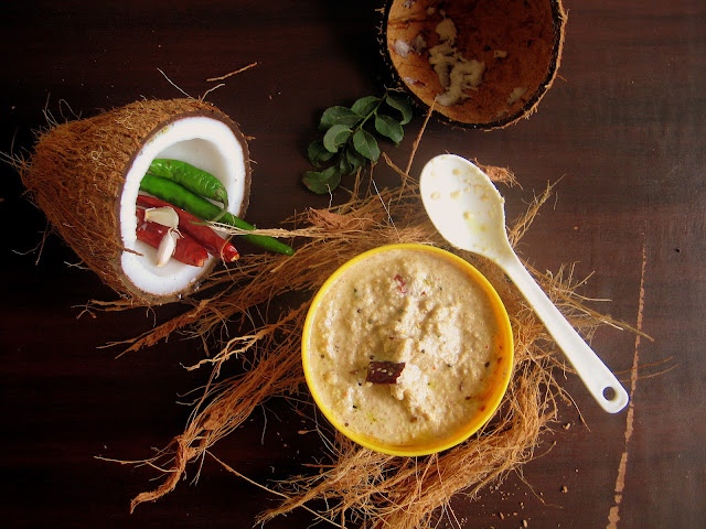 madhuri's kitchen: Coconut Chutney / Kobbarikaya pachadi