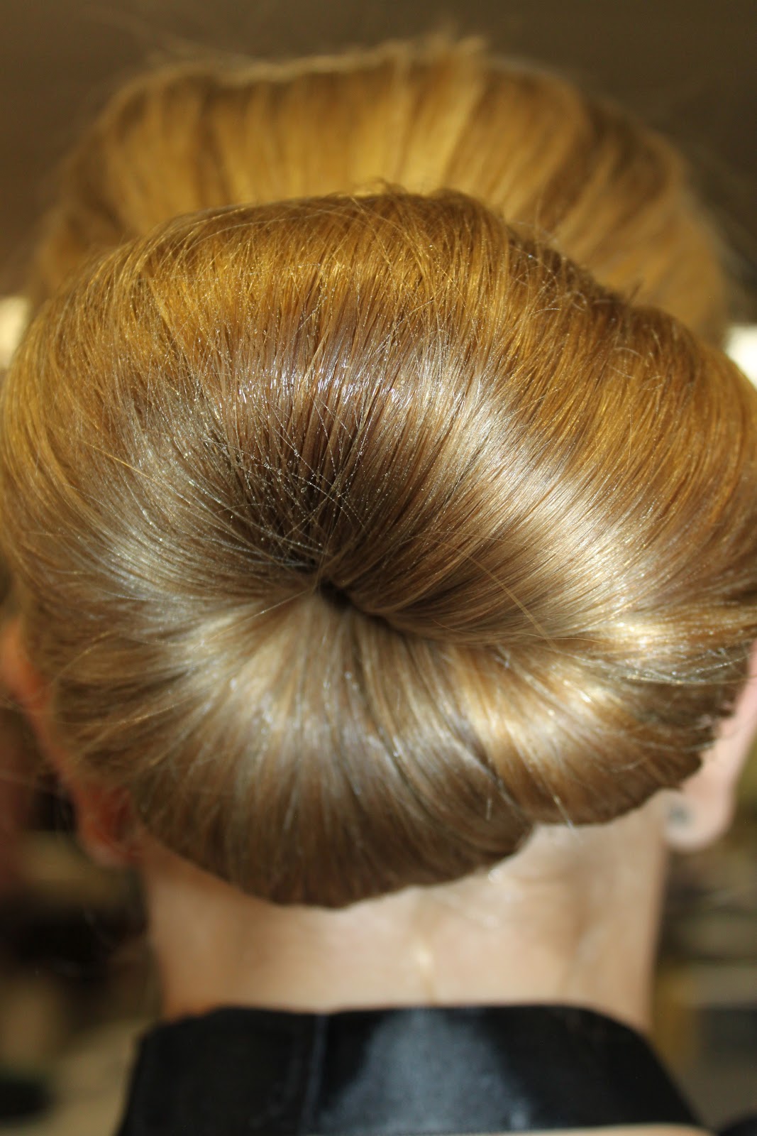 love is in the details: The perfect bun- a tutorial
