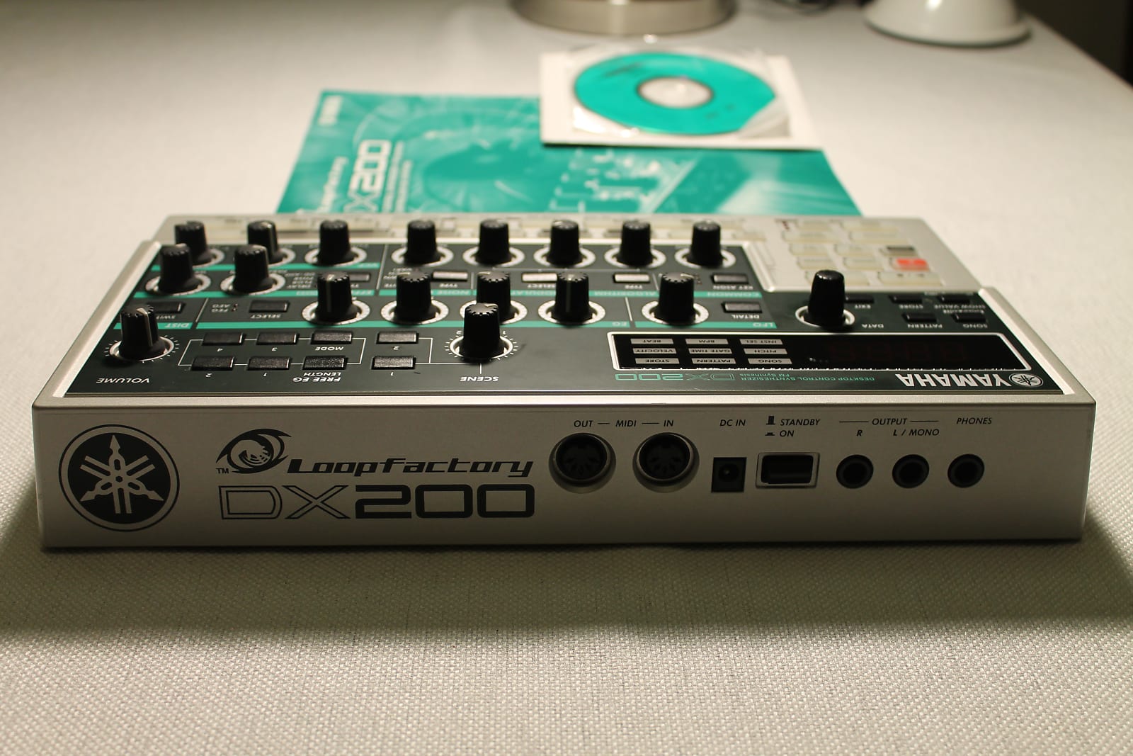 MATRIXSYNTH: Yamaha DX200 SN HK01358