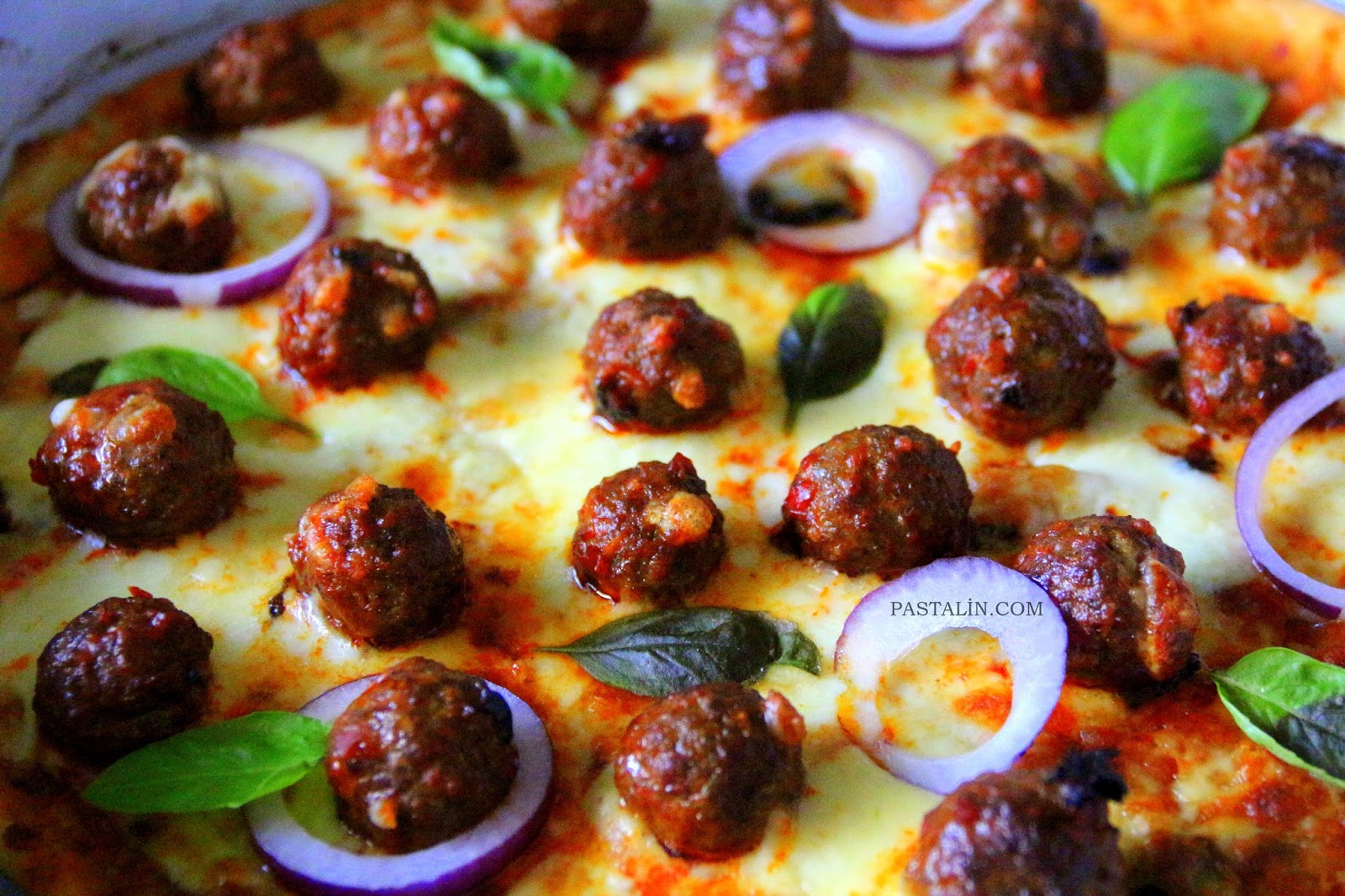 PASTALİN...: Pizza Üstü Antep