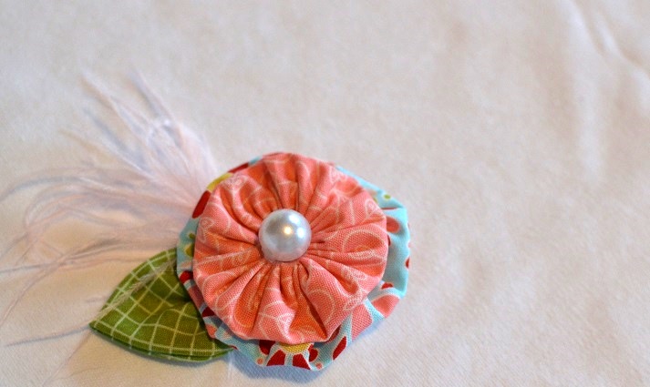 The Sew*er, The Caker, The CopyCat Maker: Hair Flowers...Done!