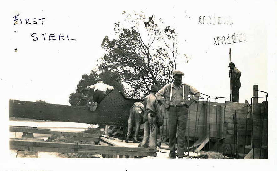 Brownsville Station: 1927 ~ First Steel: Building the Gateway Bridge ...