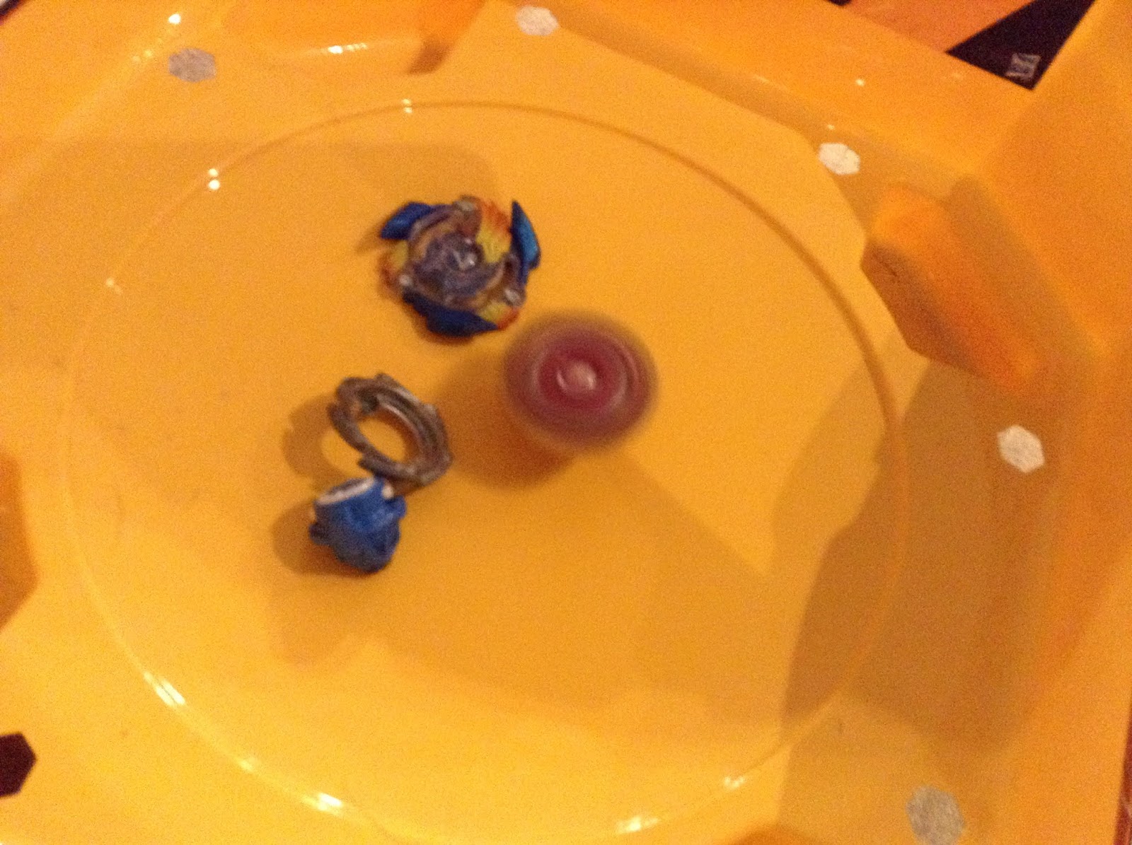 MegaBlades: Basic Rules of Beyblade Burst