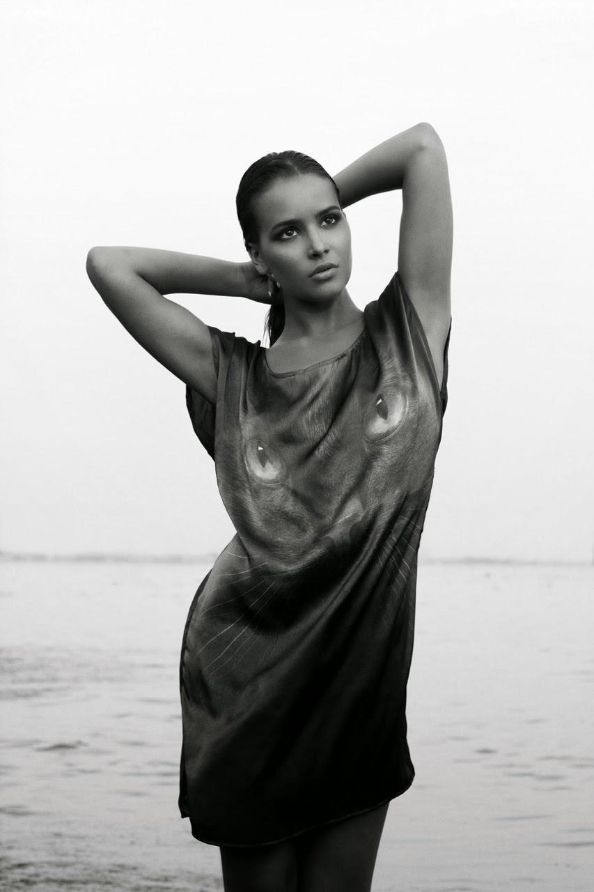 Swimwear Magazine Model Maria Popova