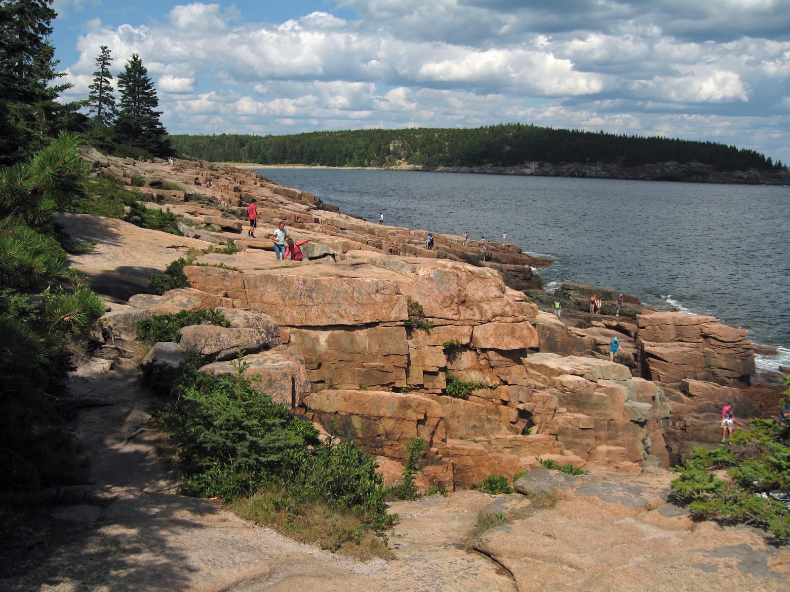 La Lair On Wheels: Acadia Rocks
