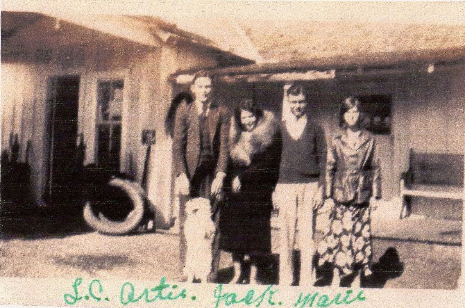 Bonnie and Clyde History: For Blanche Barrow-- Animals Held A Special ...