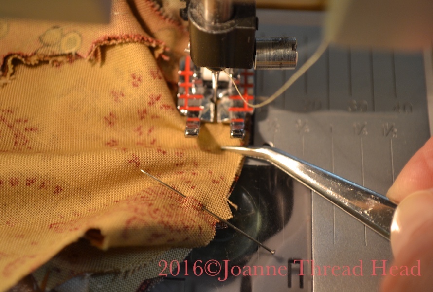Thread Head: Clamshell Table Mat Tutorial