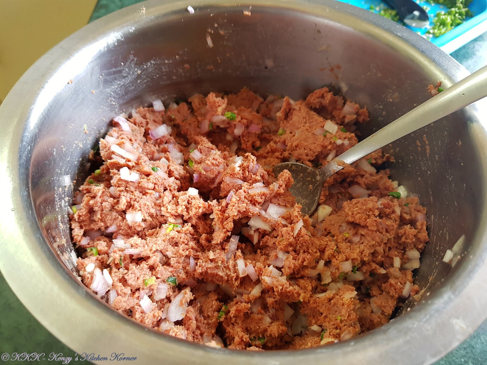 Kenzy's Kitchen Korner... : Cheesy Corned Beef Cutlets