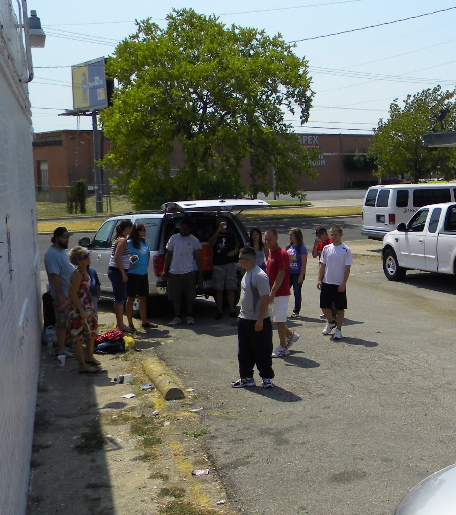 USHELLIT PEA SHELLERS AND PECAN NUT CRACKERS