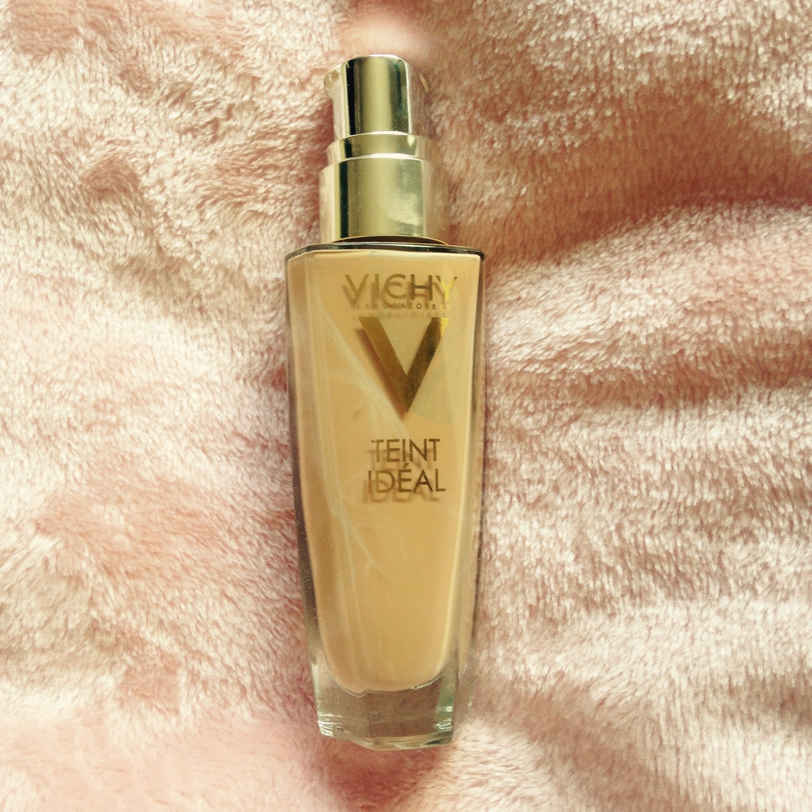 Jodi Roche Makeup: My Makeup Collection: Foundations