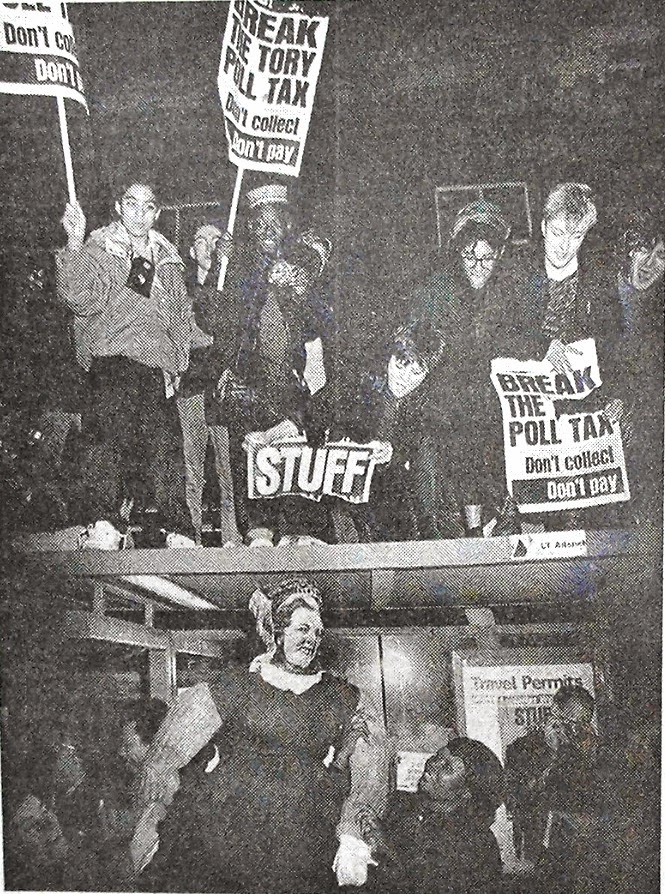 Transpontine: 'Violence in Brixton follows poll tax protest' (March 1990)