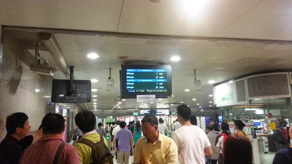 Downtown Line Construction: New display interfaces