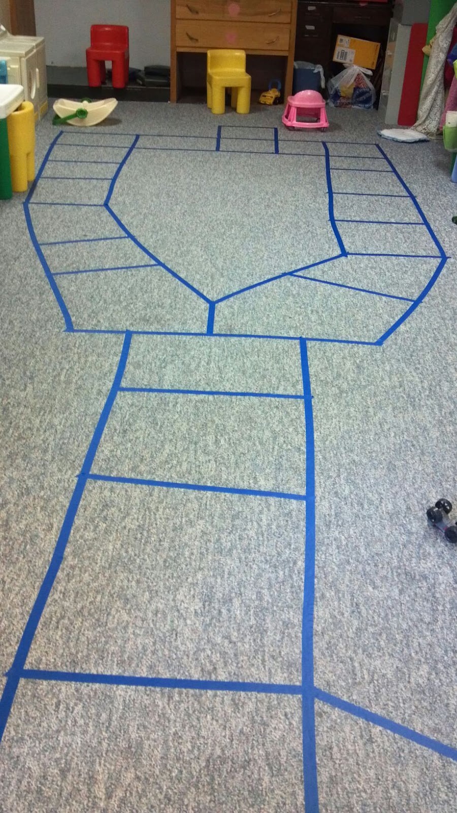 Linda's Pre-K: Floor Maze- taking it to the next level!