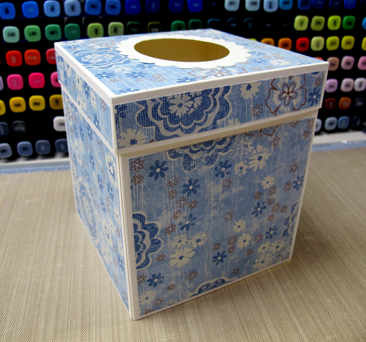 DAR'S CRAFTY CREATIONS: Tissue Box Cover Tutorial (MY way)