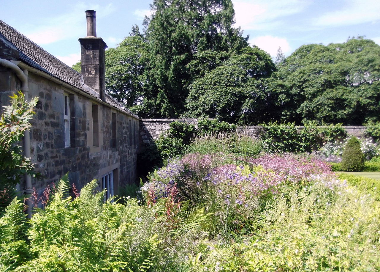 Largo Baywatch: Scotland's Gardens - Kemback House and Gardens