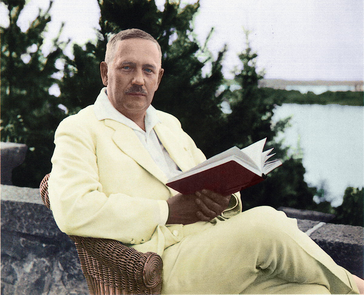 Historia väreissä: Lauri Kristian Relander n. 1925