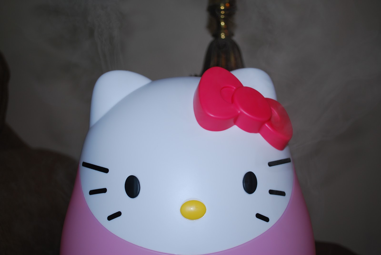 Clipping Money: Crane Ultrasonic Cool Mist Hello Kitty Humidifier ...